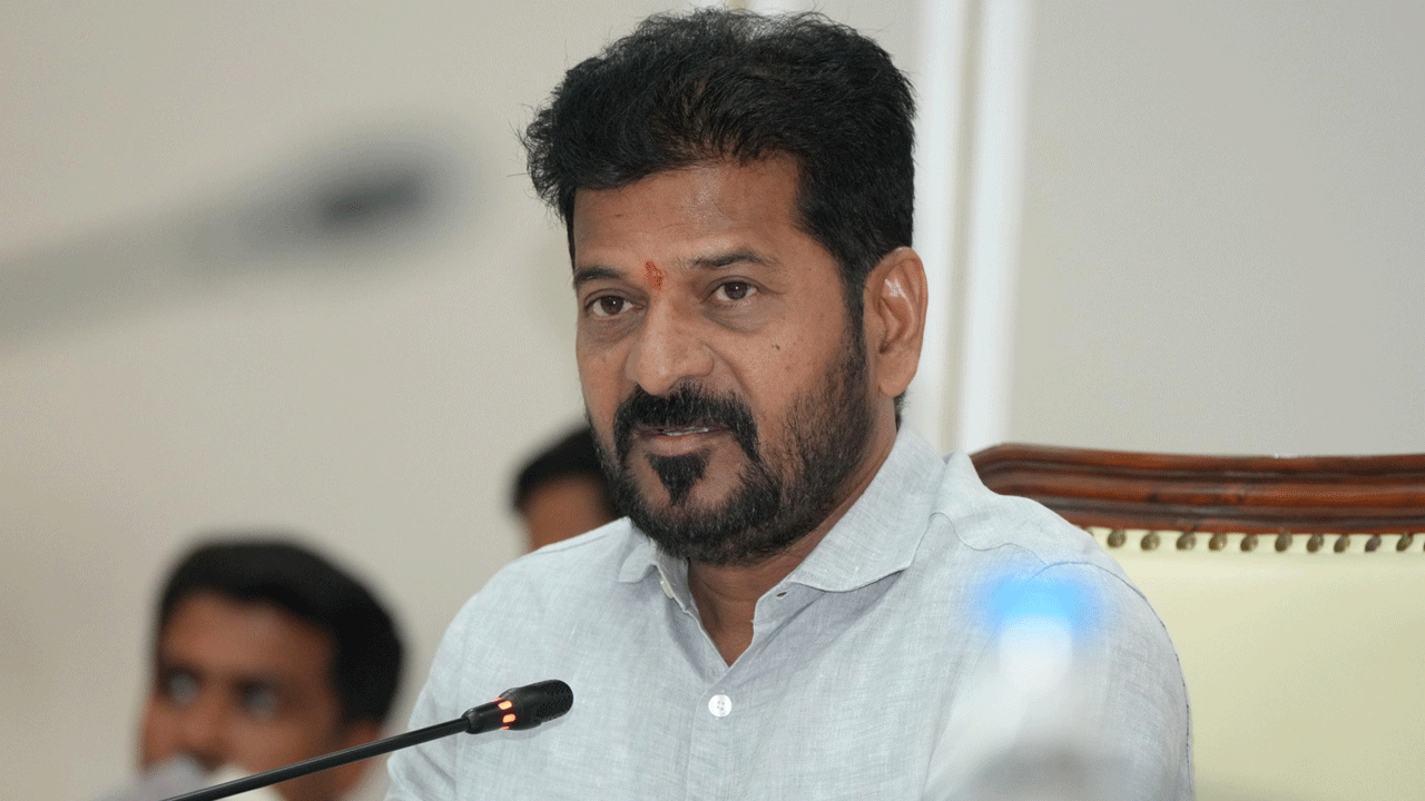 Revanth Reddy: జిల్లాల పర్యటనకు సీఎం రేవంత్ రెడ్డి.. ఇవ్వాల్టి షెడ్యూల్ ...